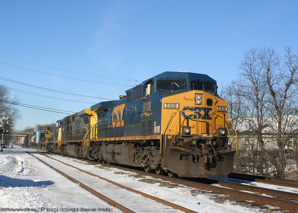 CSX Q438